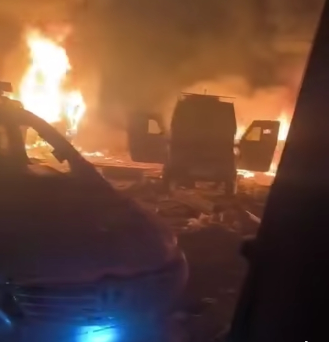 Massive Explosion Rocks Nowgam Police Station During Inspection ...